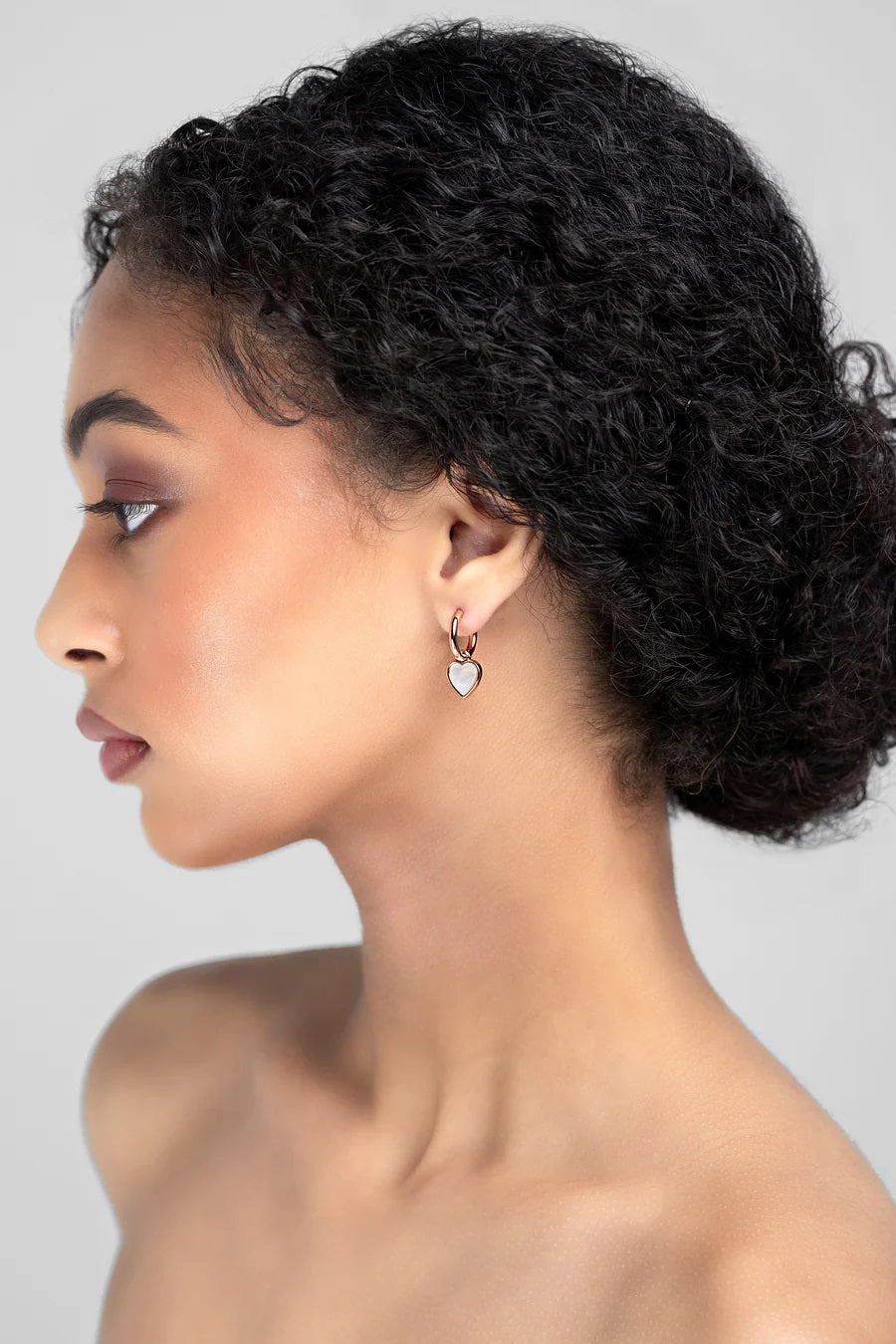 Andie Rose Gold Mop Earring – The Jones Girls Collections