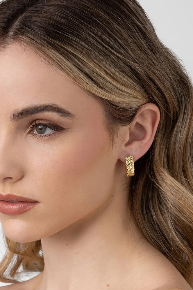 Martha Gold Textured Hoop – The Jones Girls Collections